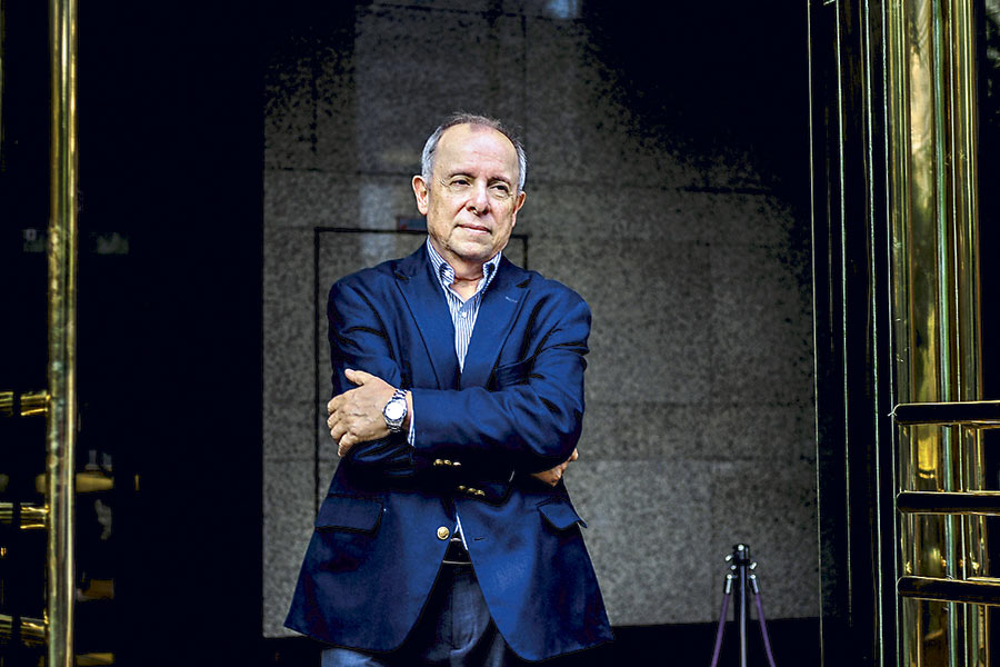 “El cascabel hay que ponérselo al sistema público y sus listas de ...